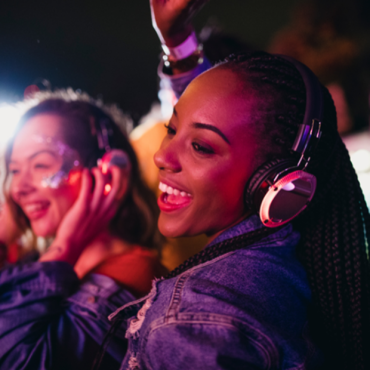Silent Disco Hire Perth | Headphone Disco Party | Monsterball